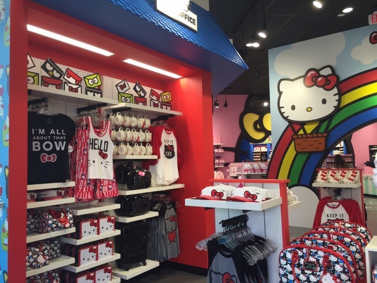 Hello Kitty store now open at Universal Orlando
