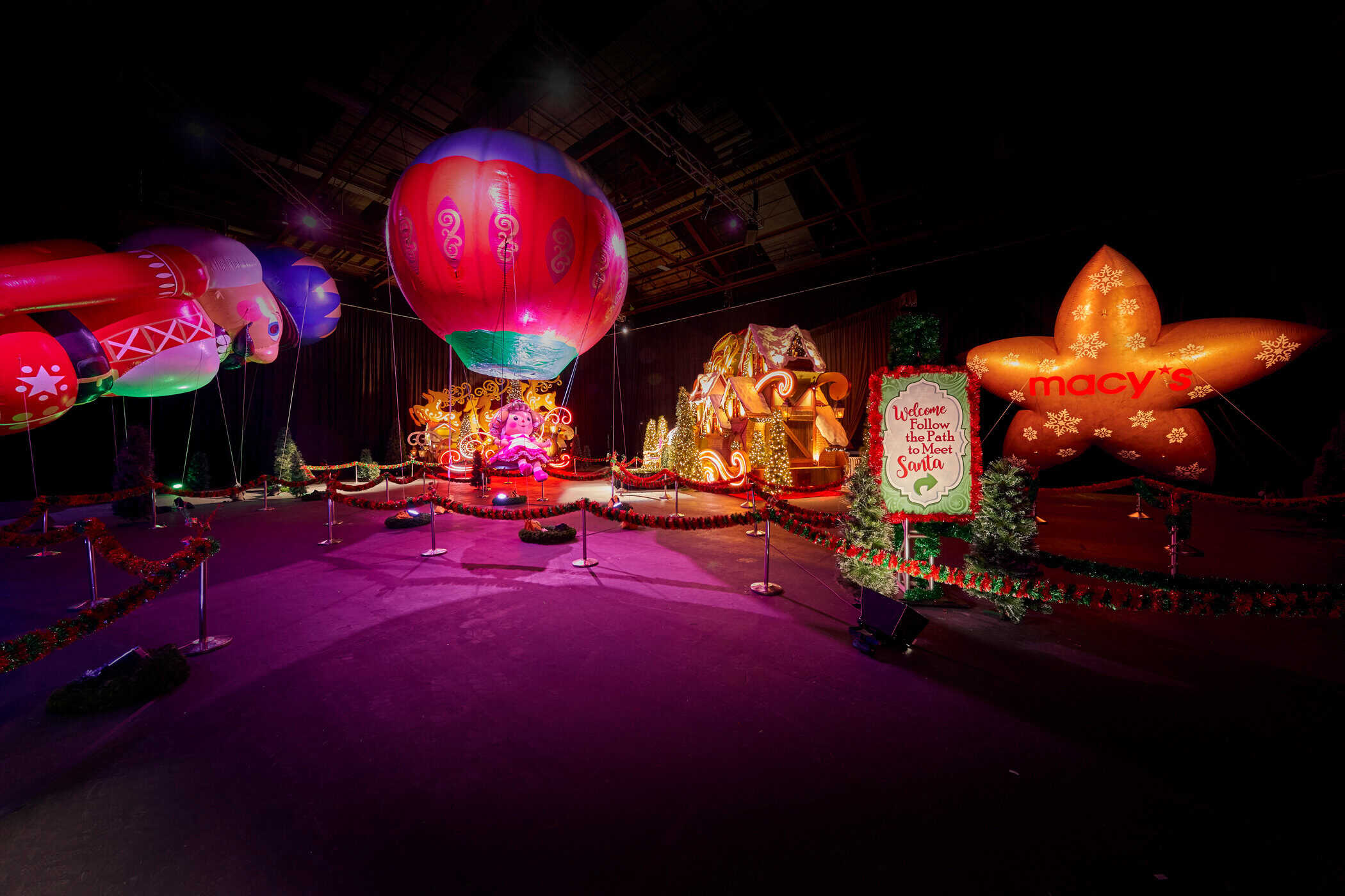 Universal's Holiday Parade Featuring Macy's - Visitor’s Guide & Insider ...