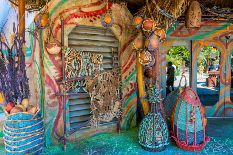 Windtraders at Pandora: The World of Avatar at Disney's Animal Kingdom ...