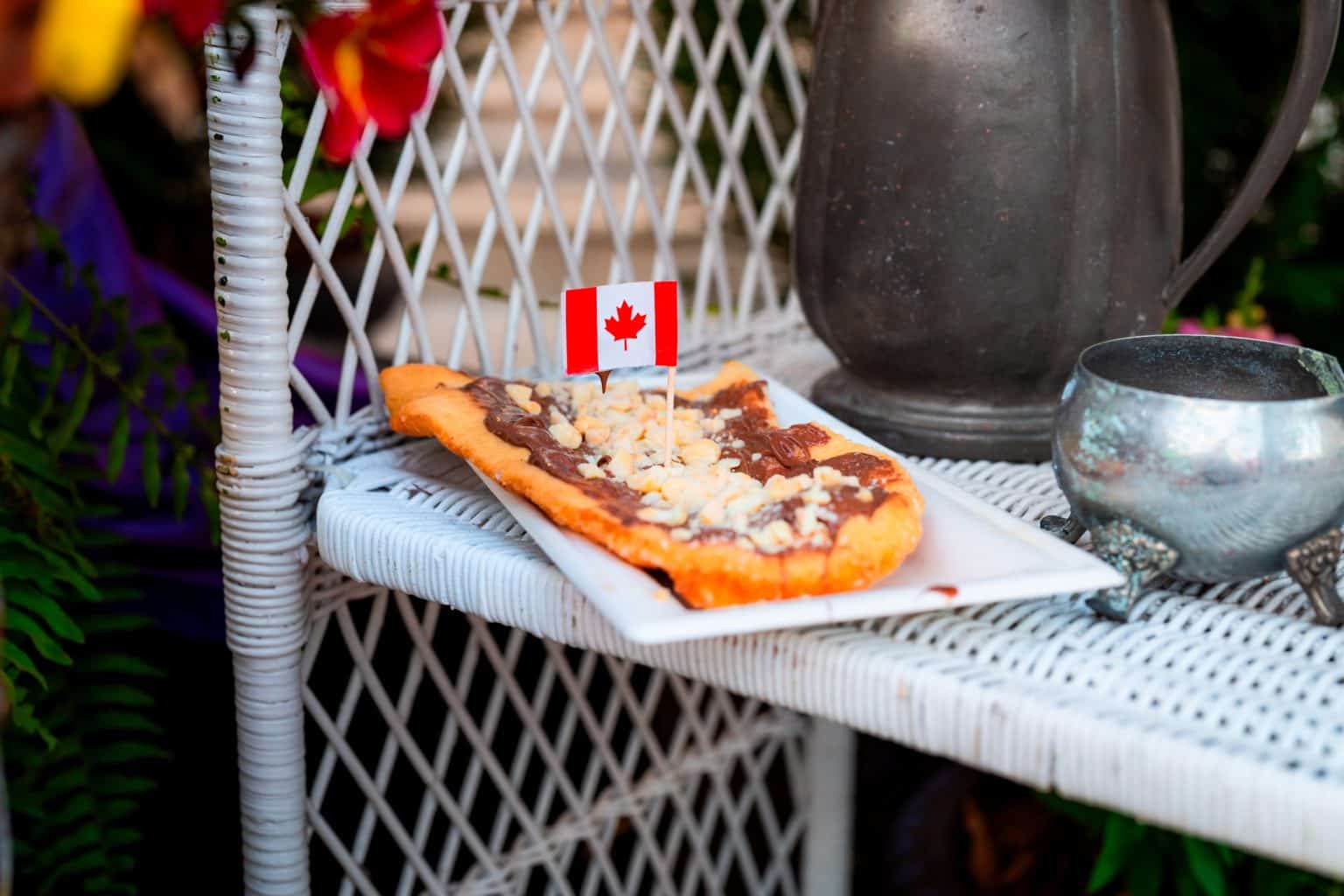 Vegan & Vegetarian Options at Universal's Mardi Gras 2023