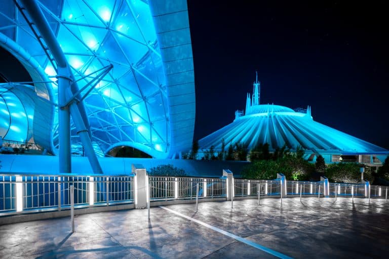 TRON Lightcycle / Run NOW OPEN