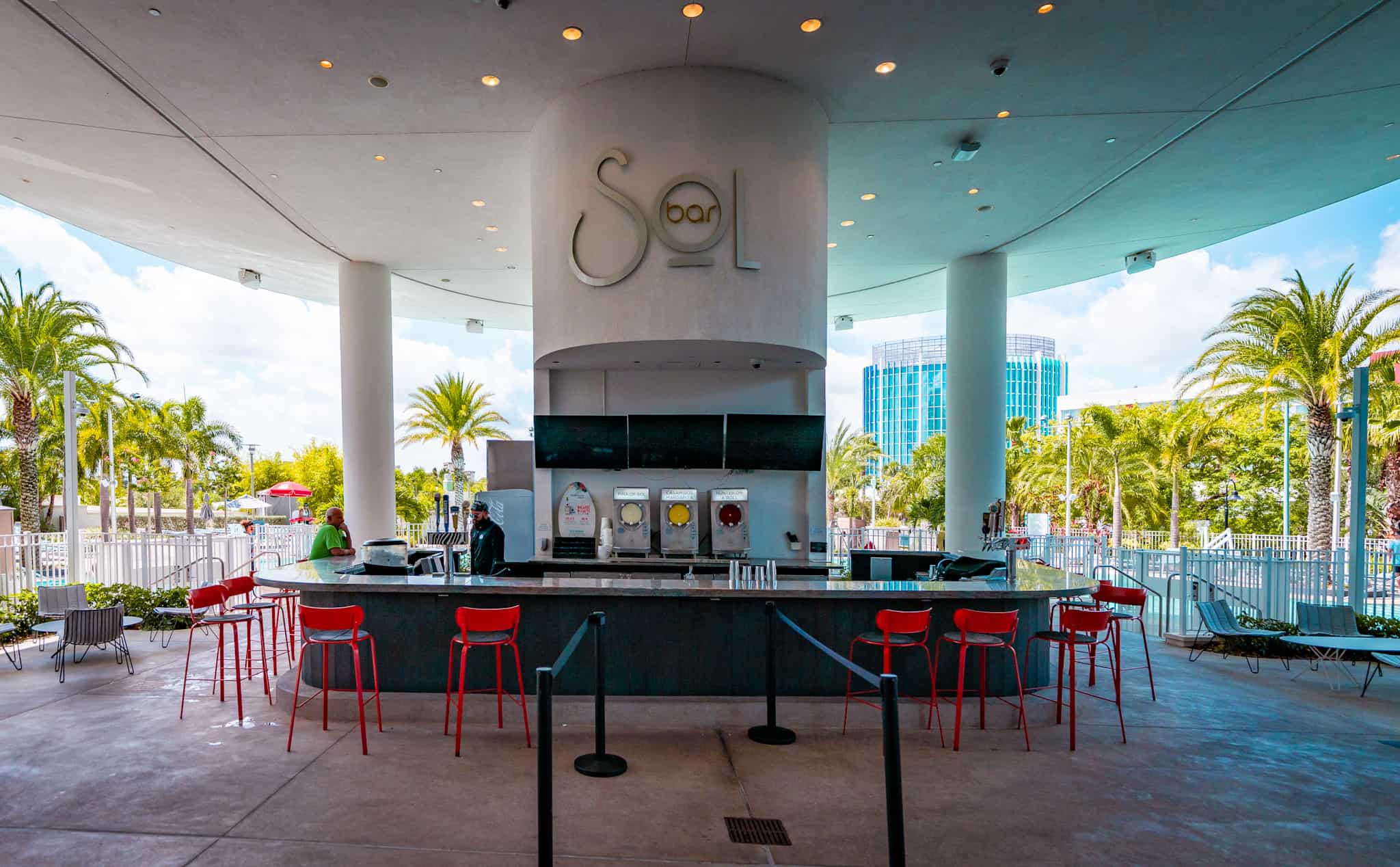 Bar Sol (limited-service bar) at Aventura Hotel | Orlando Informer
