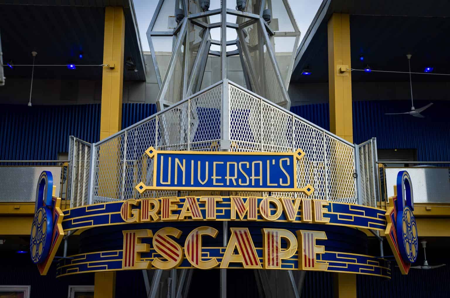 Valentine's Day at Universal Orlando: Romantic Tips & Plans