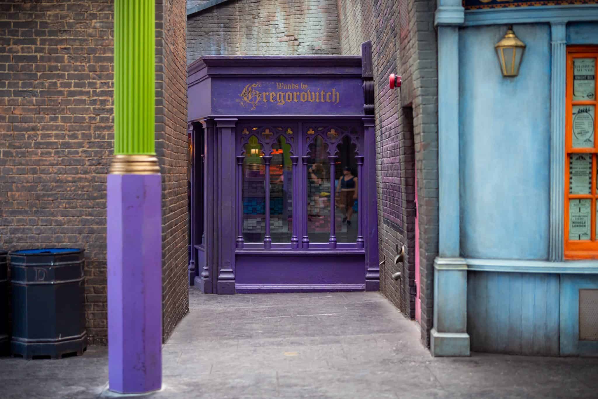 Wands by Gregorovitch at Universal Studios Florida | Orlando Informer