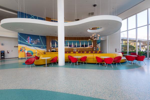 Cabana Bay Beach Resort: Dining & lounges - photo galleries, details ...