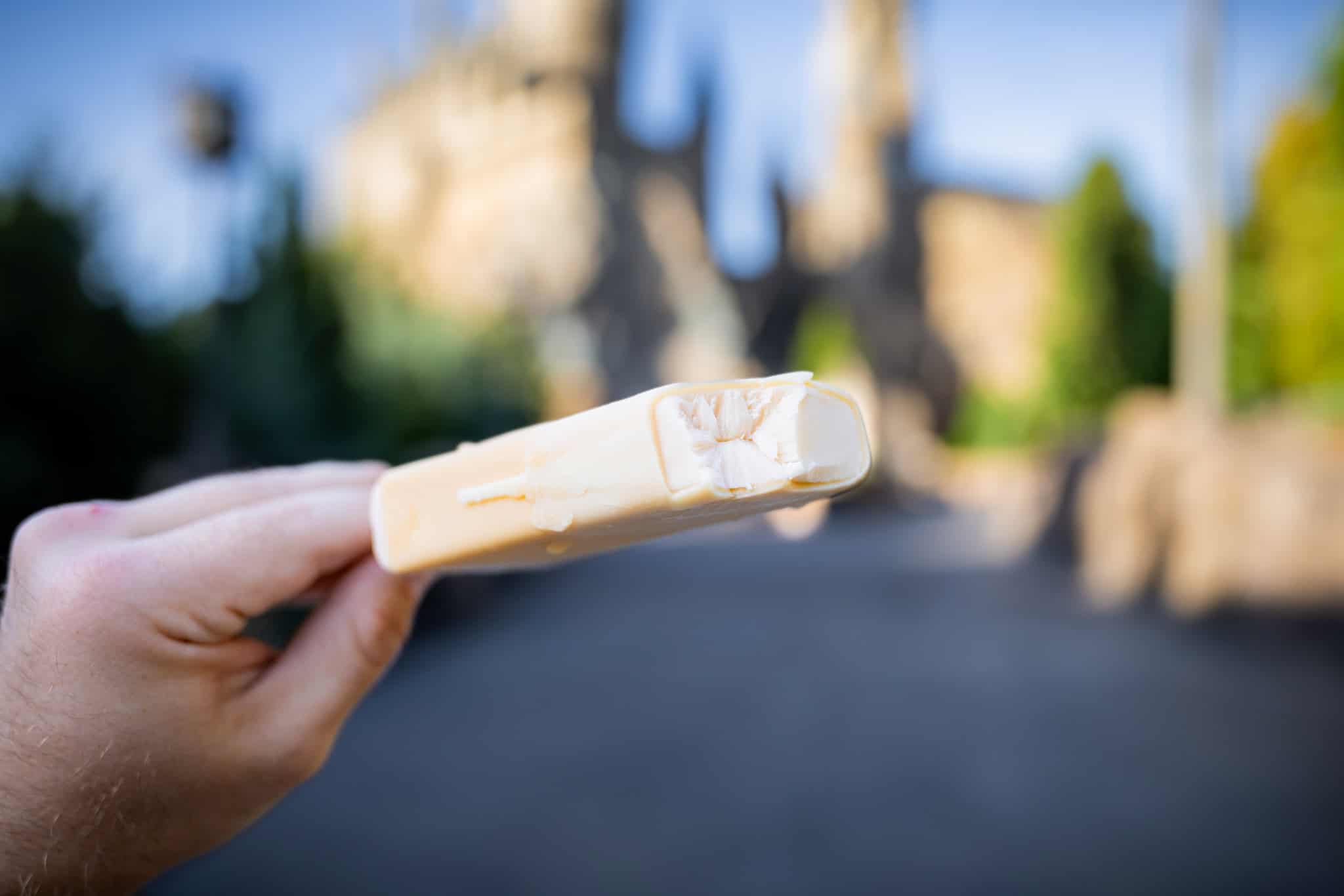 NEW Butterbeer Ice Lolly in Wizarding World – Limited Time!