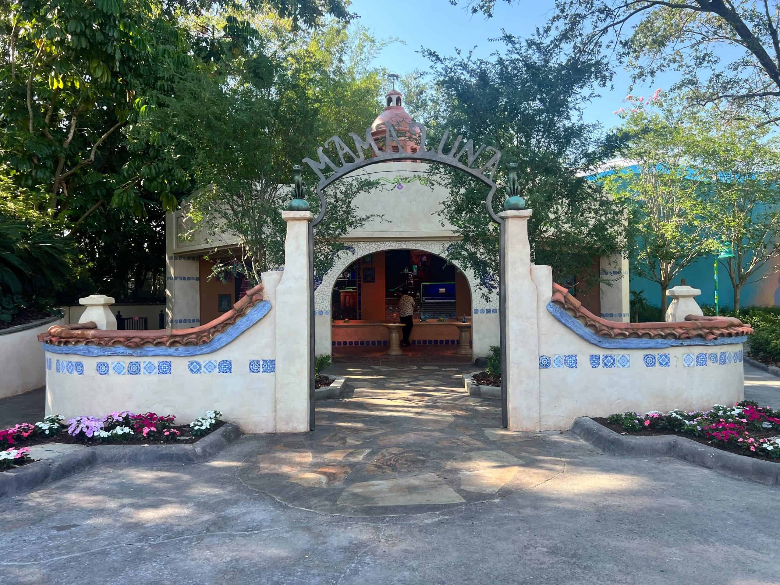 Mama Luna Feline Fiesta at Universal Studios Florida | Orlando Informer