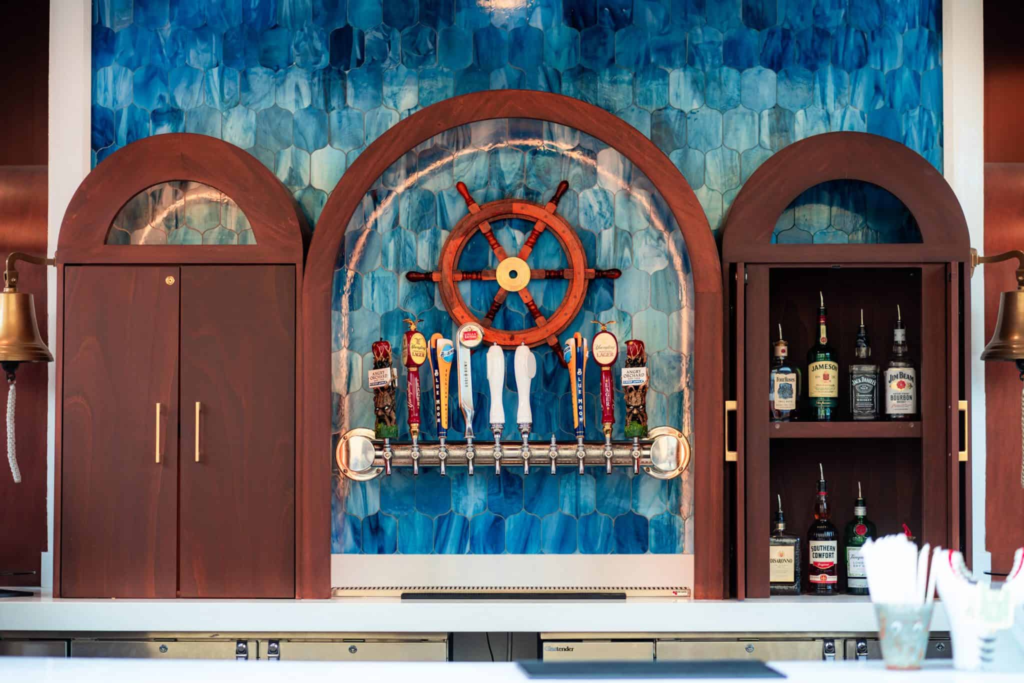 Chez Alcatraz (limited-service bar) at Universal Studios Florida ...