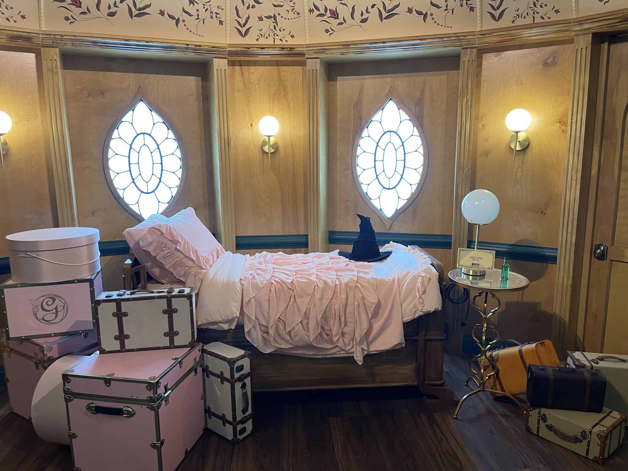 Wicked at Universal Orlando Resort: FIRST LOOK