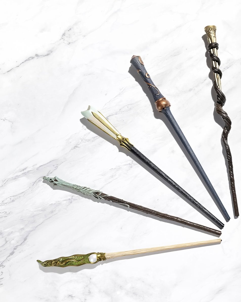 Interactive wands & spell-casting in the Wizarding World - complete guide