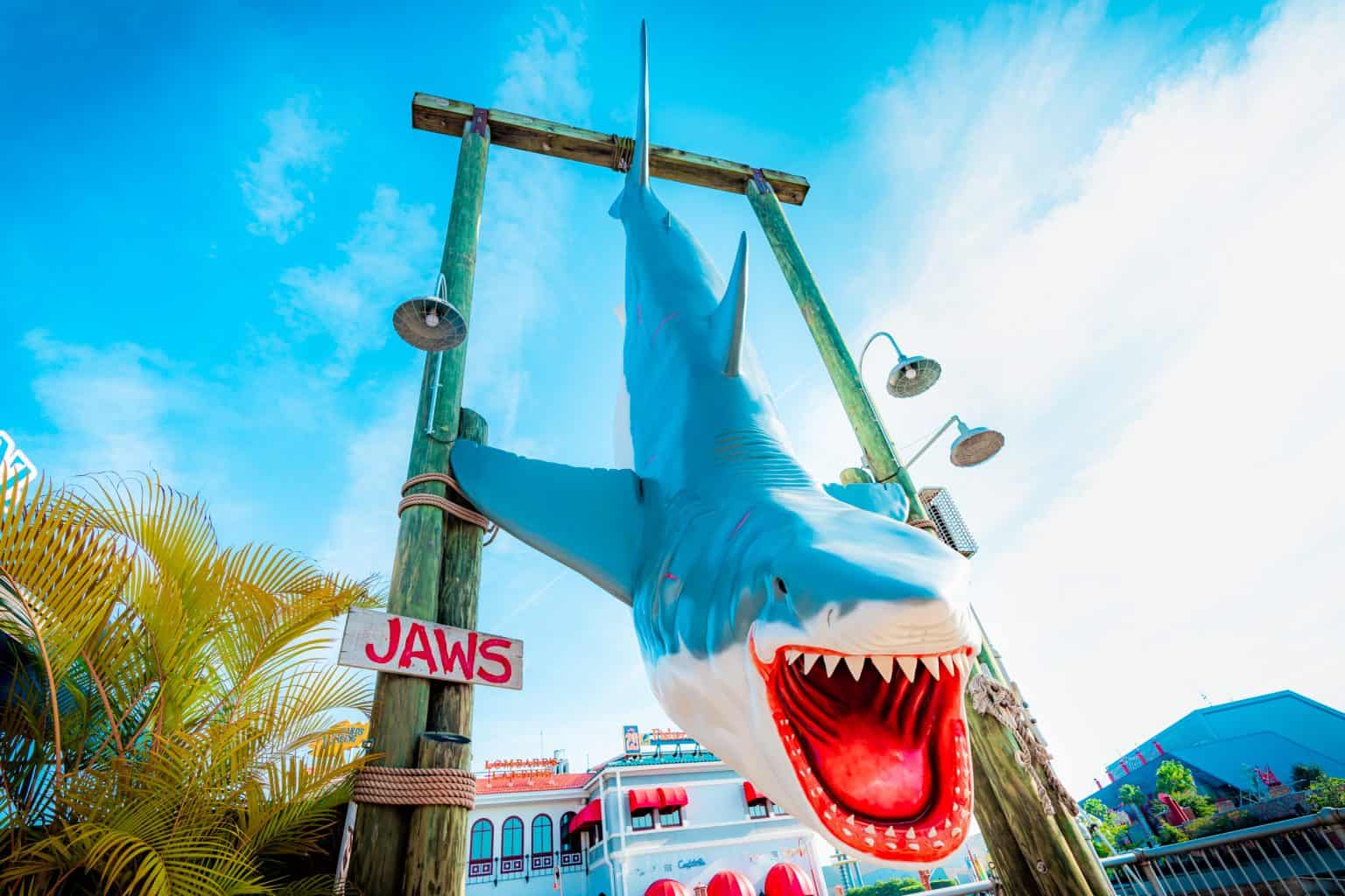 JAWS 50th Anniversary at Universal Studios Florida: Food, Merch, Photo ...