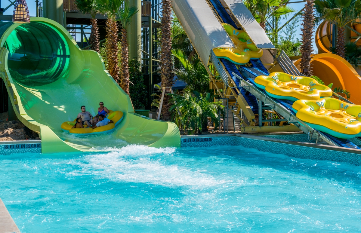 Maku Puihi Round Raft Rides at Universal's Volcano Bay - Orlando Informer