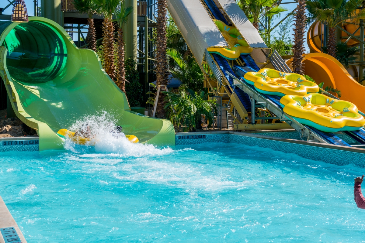 Maku Puihi Round Raft Rides at Universal's Volcano Bay - Orlando Informer